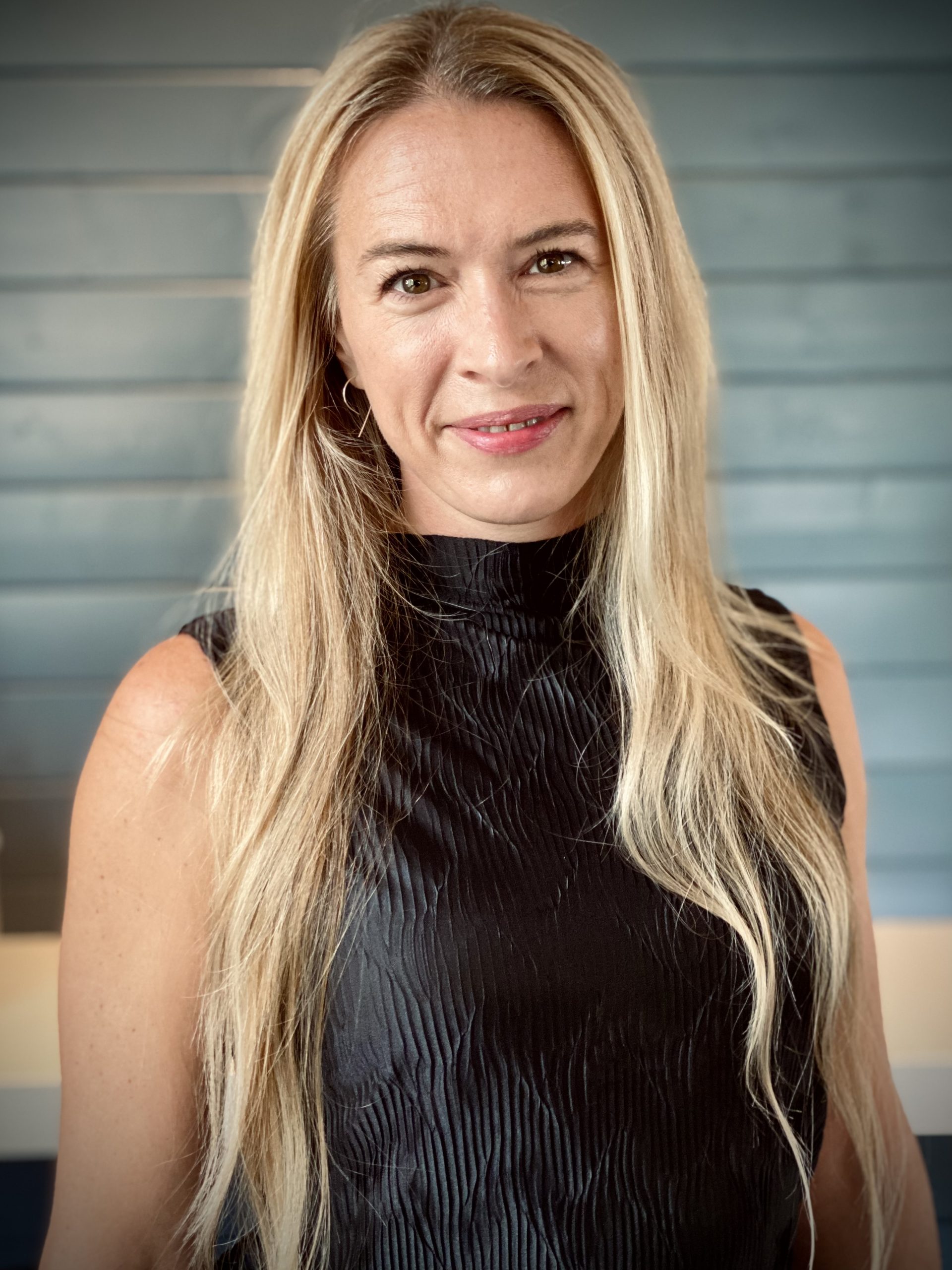 Conversation Series 96 - Melanie Trecek-King - The Contraband Wagon ...